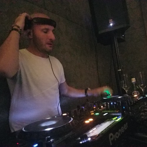 Stream Guest Mix 01: DJ Chris Garcia live in LA | Westcoast Radio by ...