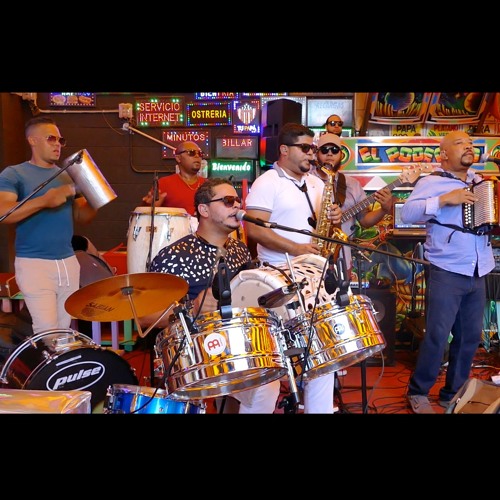 Stream La Vieja Y Su Pipa by Agapito y los Pascual | Listen online for free on SoundCloud