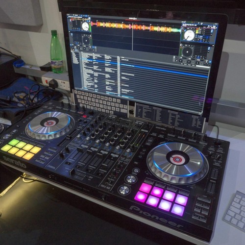 Stream DJ Denis Mix - No 1 (Die Ultimative Chartshow) by Denis Rau ...