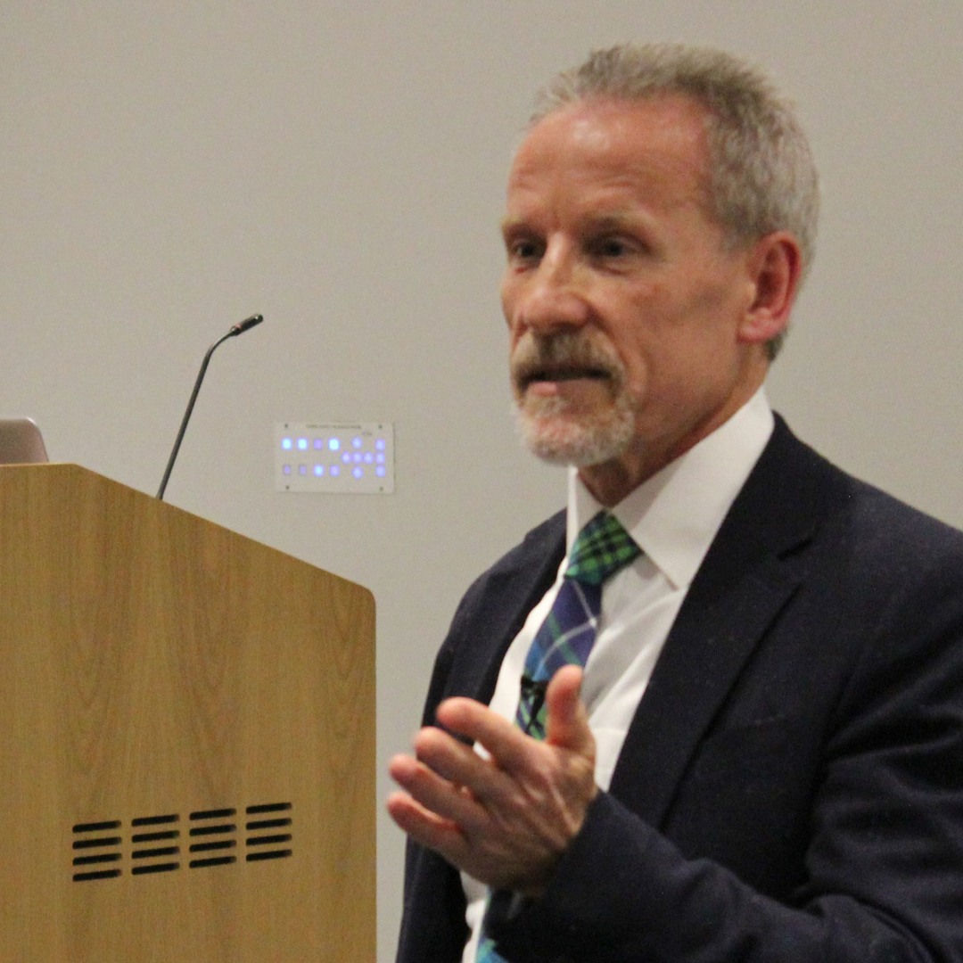 Stream episode A Historical View on Leadership and Change by Green ...