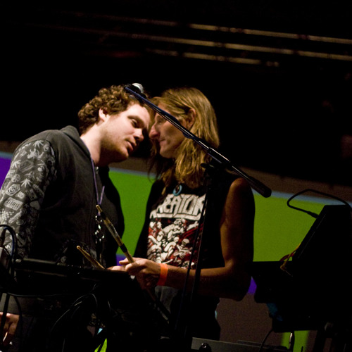 Stream Midi Lidi - Čudlíkáčkové (Operace "Kindigo" bonus) by MIDI LIDI ...