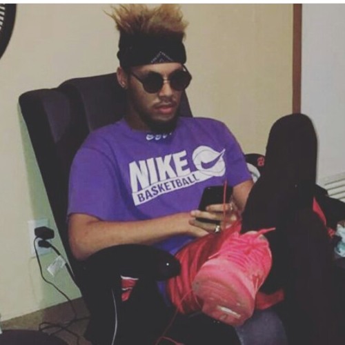 Stream Shmoke Welcome (Alien Brain Freestyle Snippit) by X | Listen ...