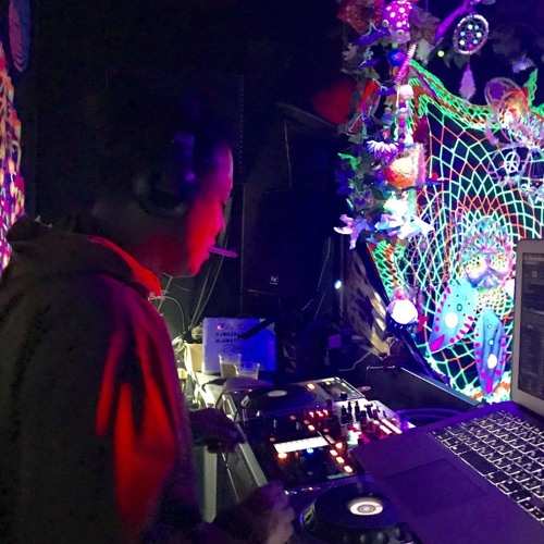 Stream suomi by taka ue | Listen online for free on SoundCloud