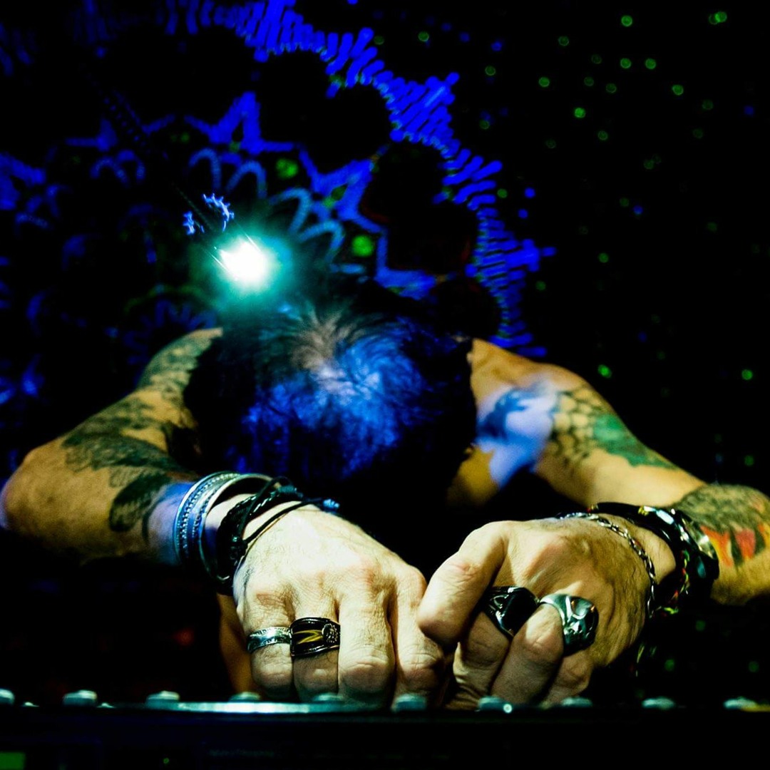 Stream Merv DJ Set @ Laboratorio - Helsinki 2002 by eat static | Listen ...