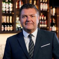 Roy Wentzel's Instagram, Twitter & Facebook on IDCrawl