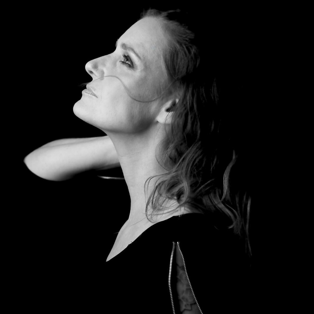 Stream Sandra Collins 8 Bit Sessions Elements Radio March 2019 by ...