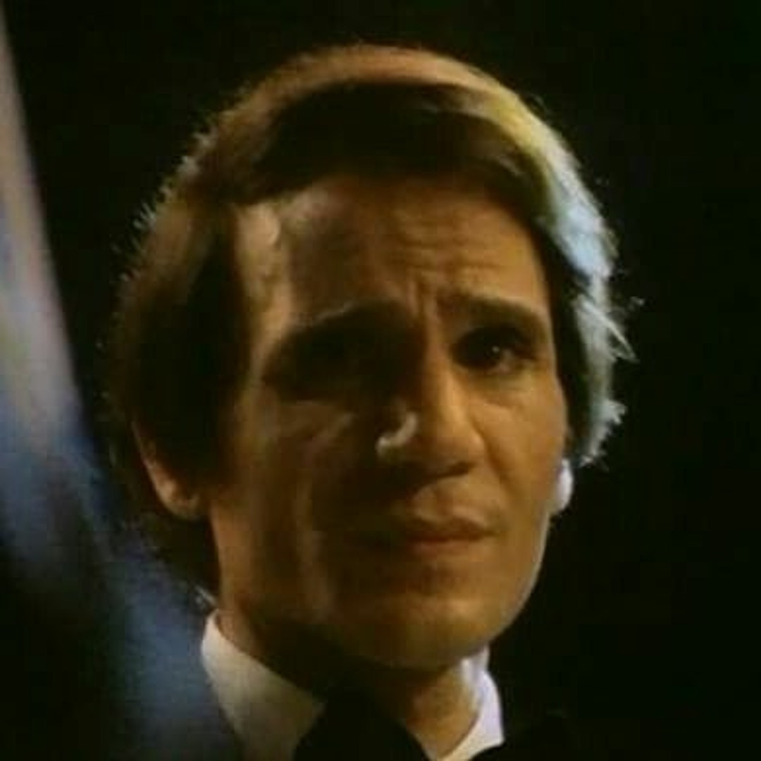 Stream ماشي الطريق - عبد الحليم حافظ by Mayada Anis | Listen online for ...