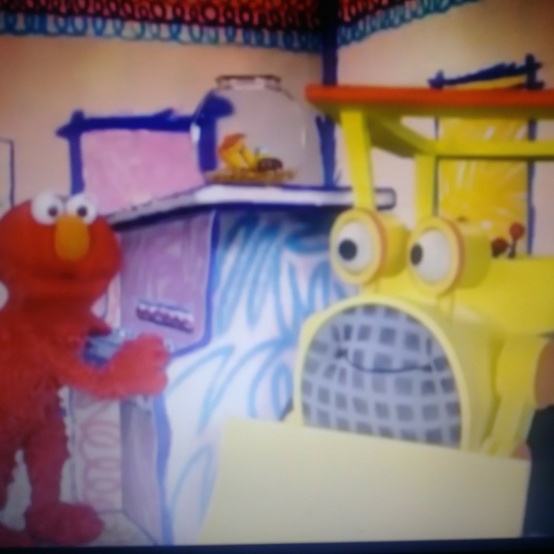 Listen to music albums featuring Elmo's World: The Building Things Song ...