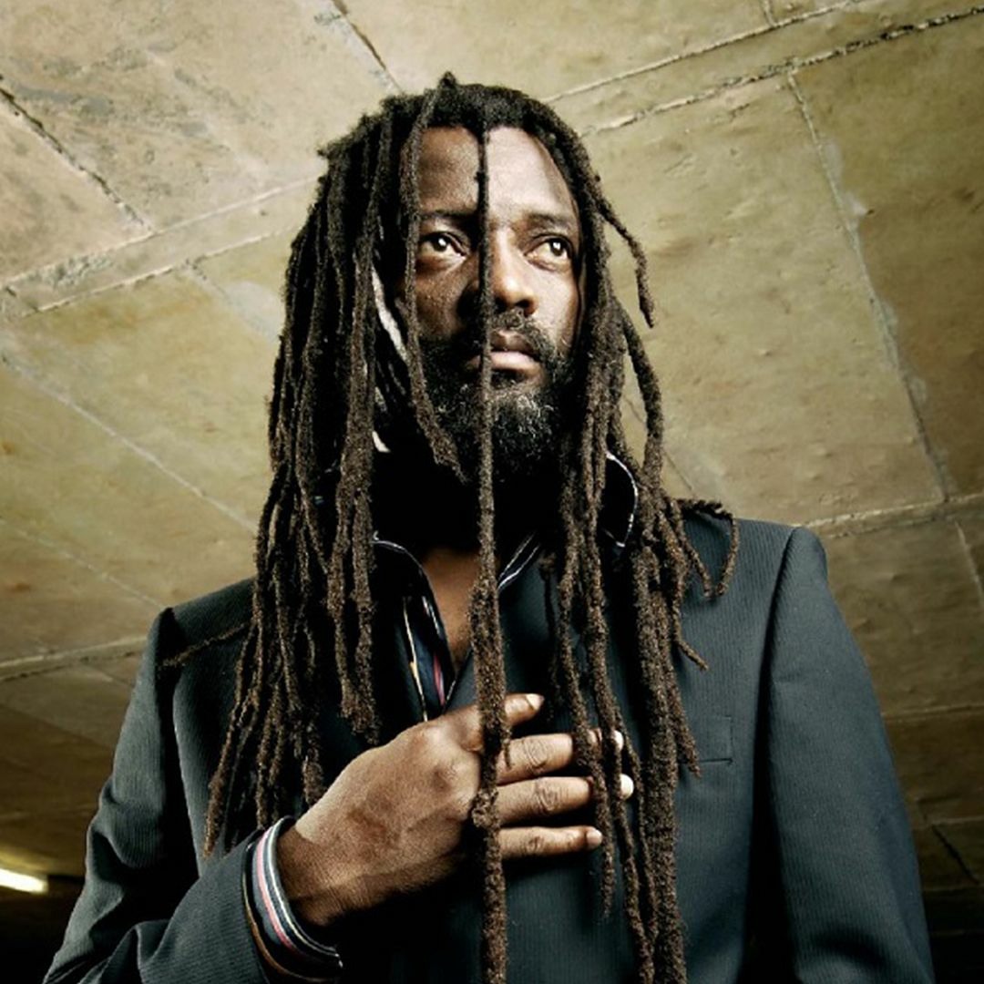 Stream obiondu | Listen to Lucky Dube - THE GREATEST HITS playlist ...