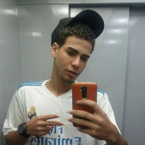 Stream MC GL - OS CRIA TÁ DE RADINHO , QUEIMANDO UM FININHO, Versao ...