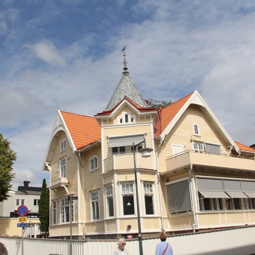Stream Jubileumssändning 20b. Simon Waern. Stadsvandring 1900 - talet ...
