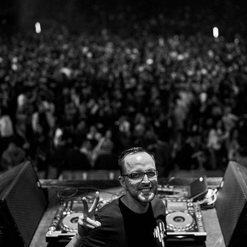 Stream Podcast 372 BeeLiveWorld by DJ Bee 06.09.19 Side A by Bee Live ...