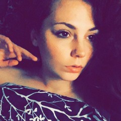 Della Rose's Instagram, Twitter & Facebook on IDCrawl