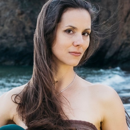 Emily Webb's Instagram, Twitter & Facebook on IDCrawl