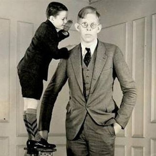 Robert Wadlow Handen