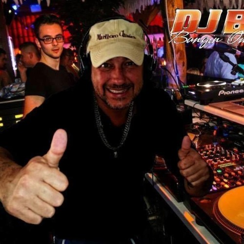 Stream MIX ROCK HANDS UP (You Give Love A Bad Name - We Will Rock You ...