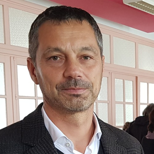 Stream Casino JOA à Saint-Laurent-en-Grandvaux: l'architecte explique ...
