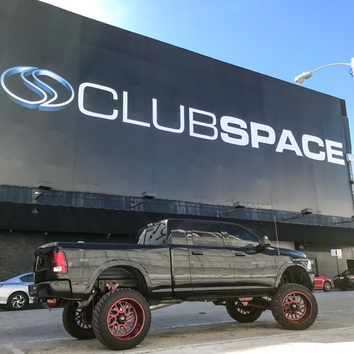 Stream Counter Dancing by Tyson Provoost 11-22-2019 by Tyson Provoost ...