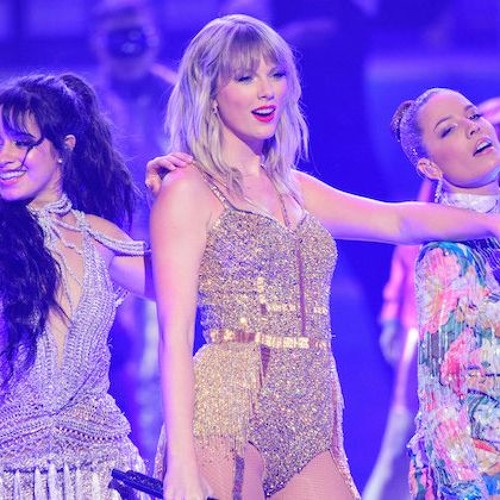 Stream Taylor Swift American Music Awards 2019 Medley By