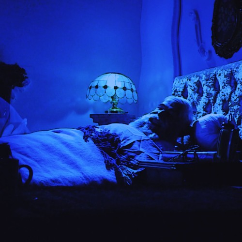 Stream Shabake Nim - Khaterat Emam by Manoto من‌ و تو | Listen online ...