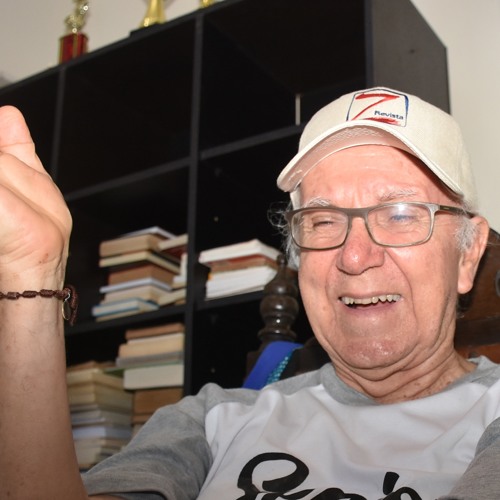 Stream Padre Mario Restrepo Botero - Lleva 55 años escribiendo sus ...