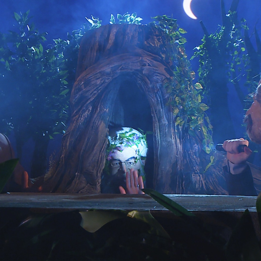 Stream Shabake Nim - Medley Doolat by Manoto من‌ و تو | Listen online ...