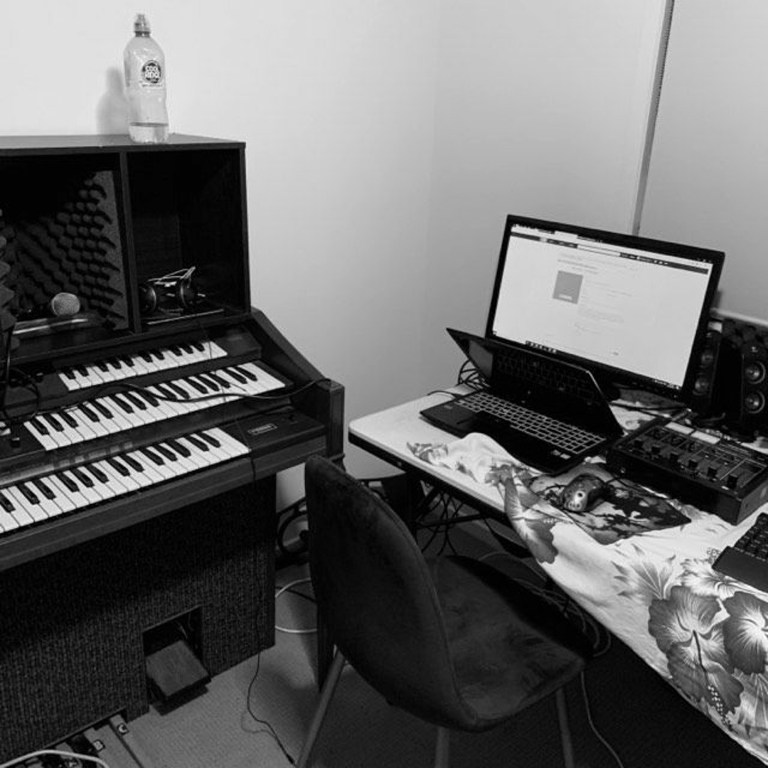 Stream Valerie Cover (recording studio test 1) by Brooke Joan | Listen ...