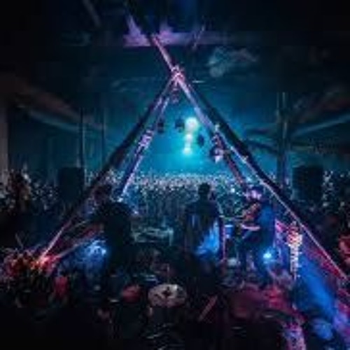 Stream Shkoon Live in Beirut 2018 by Kareempov | Listen online for free ...