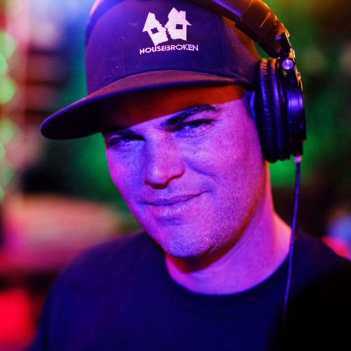 Stream Mike Bledsoe - Housebroken Mix by 5 Magazine | Listen online for ...