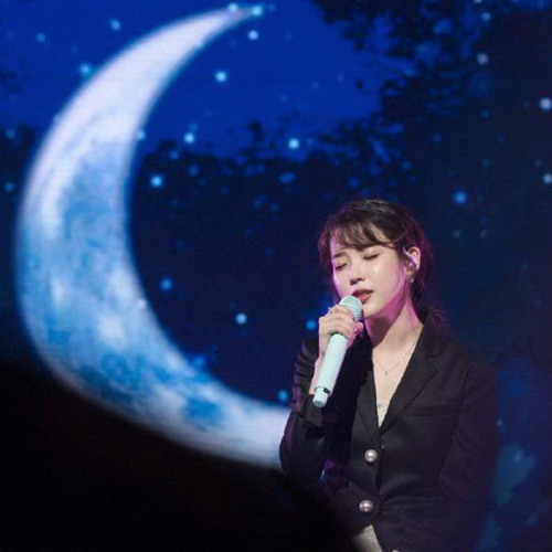 Stream IU (아이유) - Dear Moon by corkyeon | Listen online for free on ...