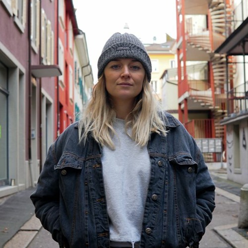 Stream Stooszyt: Emily Underhill von Tusks über ihr neues Album by ...