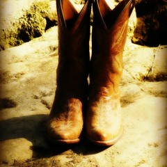 Kate Solberg's Instagram, Twitter & Facebook on IDCrawl