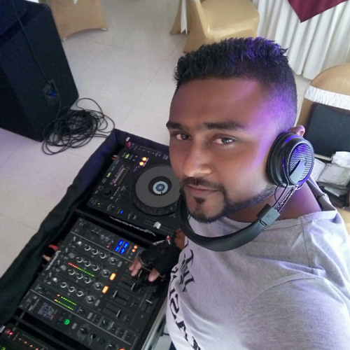 Stream Ira Pupuranawalu [ Uda Wadiya Male ] Lavan Abishek by A2H ...