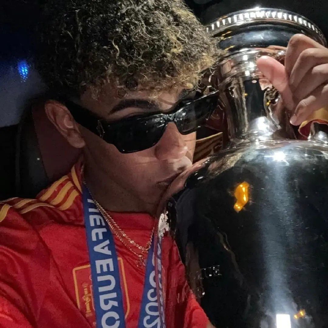 Stream Kanye West | Listen to Brazilian funk/phonk football playlist ...