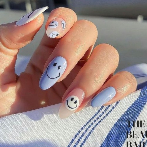 Stream Objetos Maravillosos: Manicura / Matías Rosu # ... Stream Objetos Maravillosos: Manicura / Matías Rosu # ...
