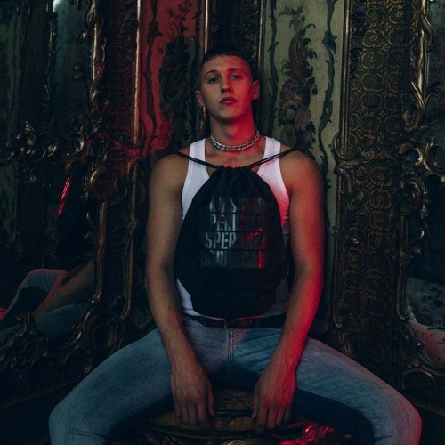 Stream massimo pericolo - punto freestyle by loren | Listen online for ...