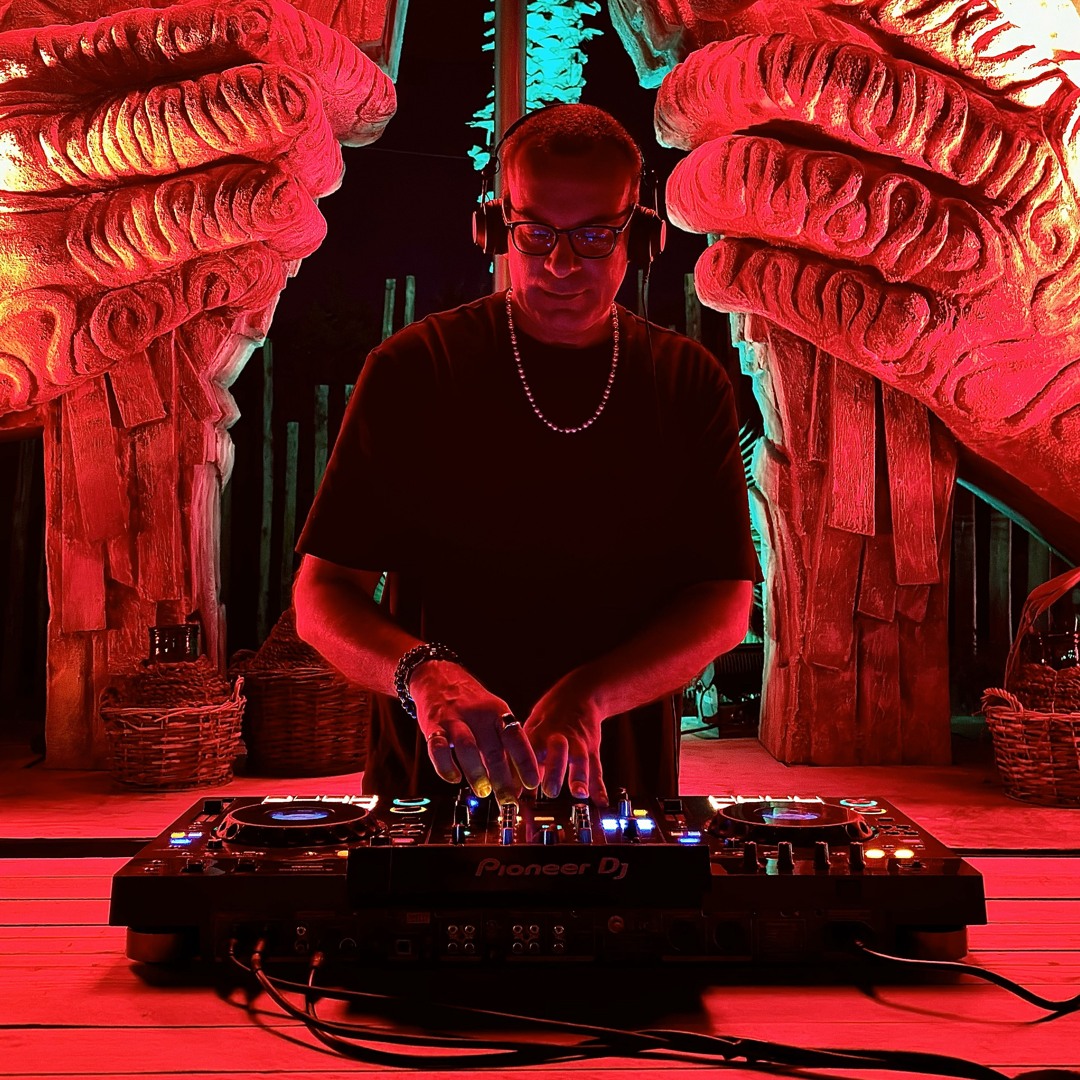 Stream 3 Afrohouse Trx - BPM 124 Key Ebm - June 2025 by Zoen | Listen online for free on SoundCloud