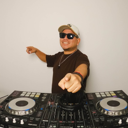 Stream MUSEO BAR - Miraflores Party BEAT DJ - Parte 2 by djbeatoficial ...