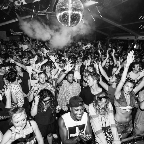 Stream Danny Ds New Summer 2023 Bassline And Garage Scorcher By Dj Danny D Listen Online For