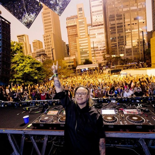 Groove Delight Tracklists Overview