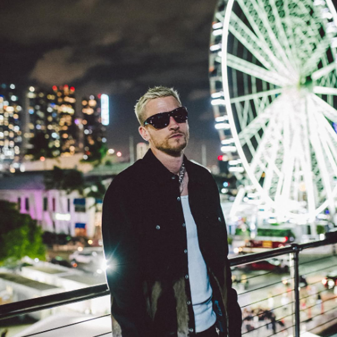 Listen to Eli Brown LIVE @ Resistance The Cove Ultra Music Festival ...