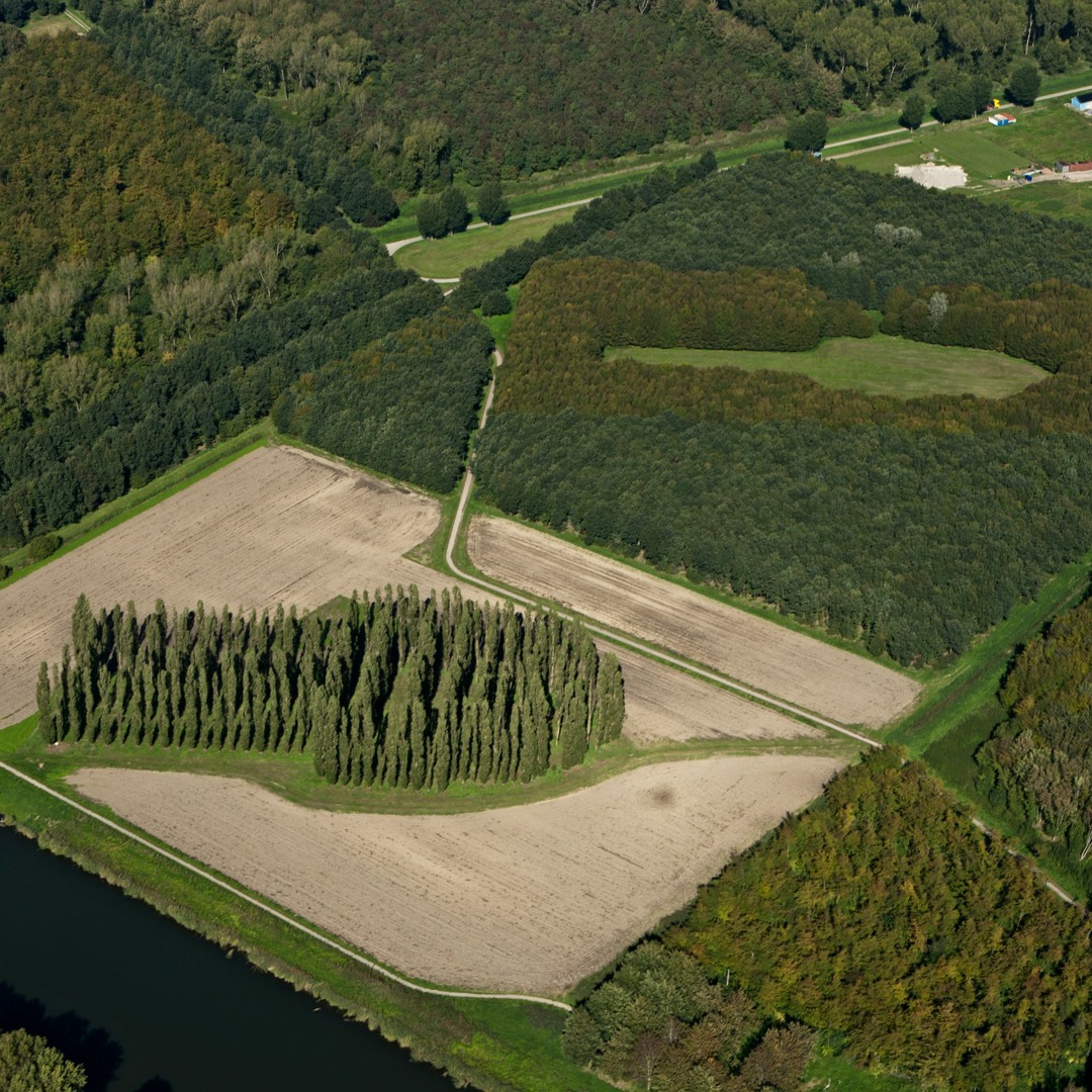 Stream episode Over De Groene Kathedraal van Marinus Boezem, interview ...