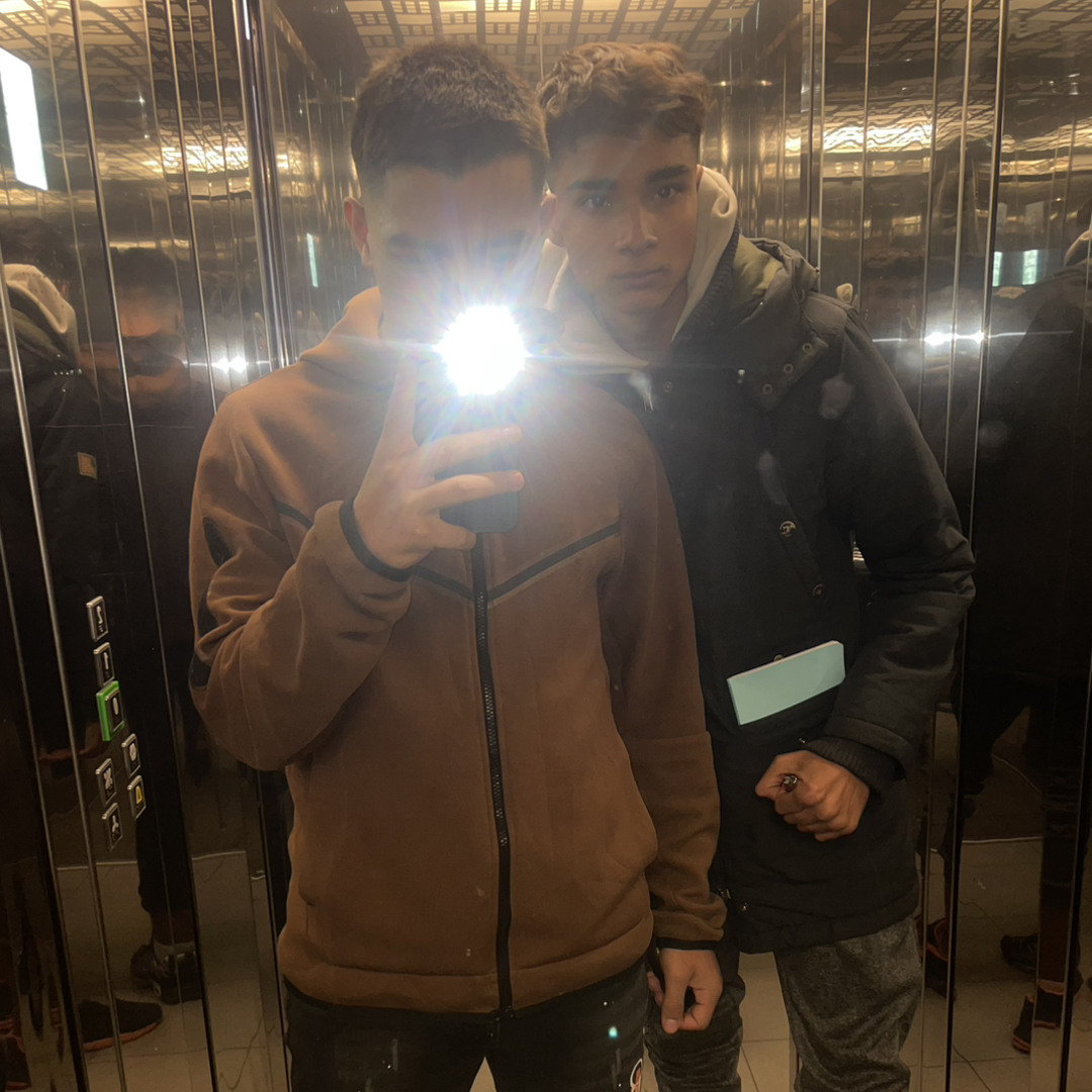 Stream Valderrama Flow x Variola x Seksi - BURAZ (OFFICIAL VIDEO).mp3 ...