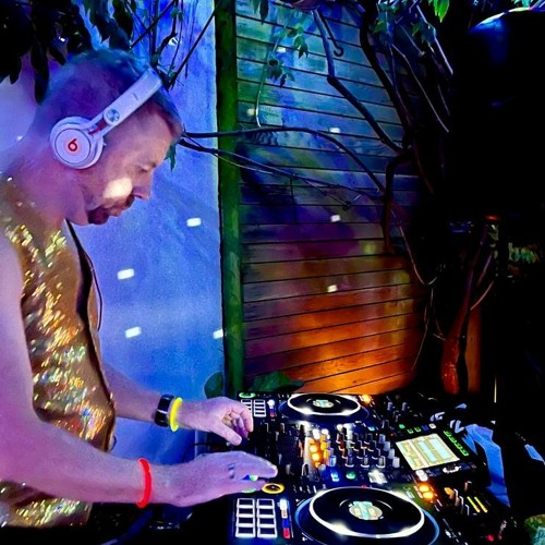 Stream DJ Scott T | Listen to Birthday playlist playlist online for ...