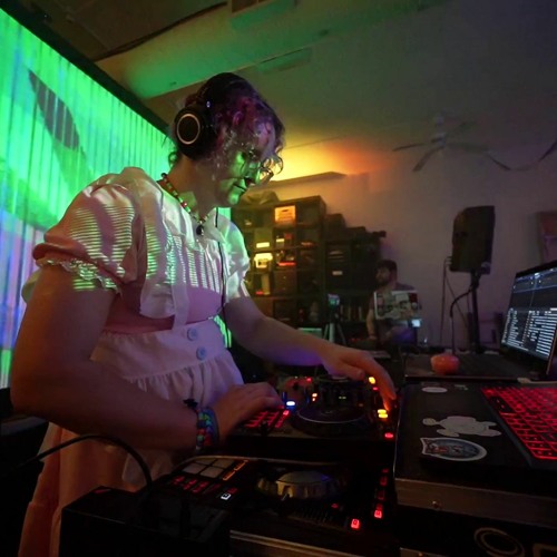 Stream alptrack - datafruits world expo by datafruits | Listen online for free on SoundCloud