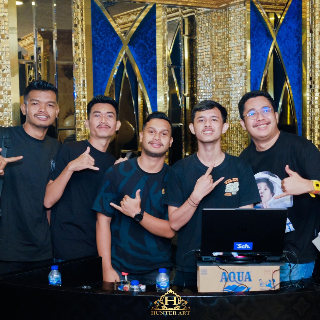 Stream YOU ARE MY PARADISE ( FAHRUL RAZI X FITGO X AGIL BOB ) #SUPER DUPER EXPRESS!!! by Wira ...