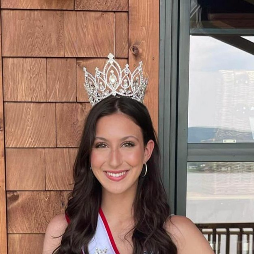 Stream 3. Alexa Drapeau, Miss Nouveau-Brunswick by Sommet FM | Listen ...