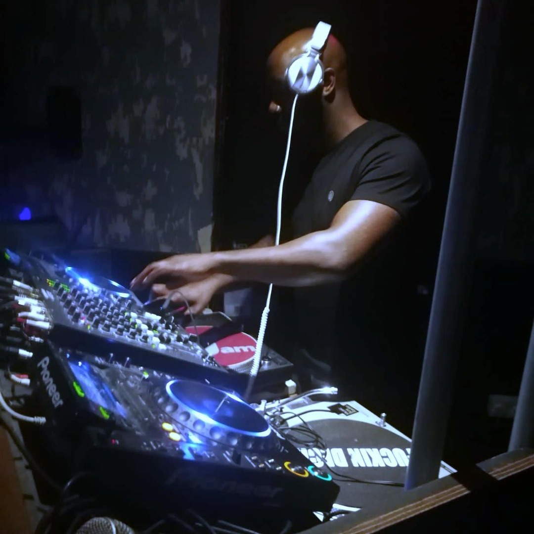 Stream Deep & Soulful Vocal House Mix - October 2024 by DjDBR | Listen ...