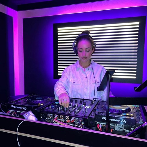 Stream Hannah Rose - garage mix by Hannah Rose Cumming | Listen online ...