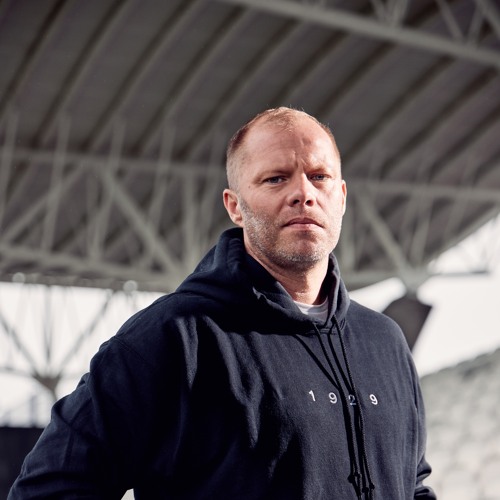 Stream episode Orri Freyr x Eiður Smári Guðjohnsen by Fimleikafélagið ...